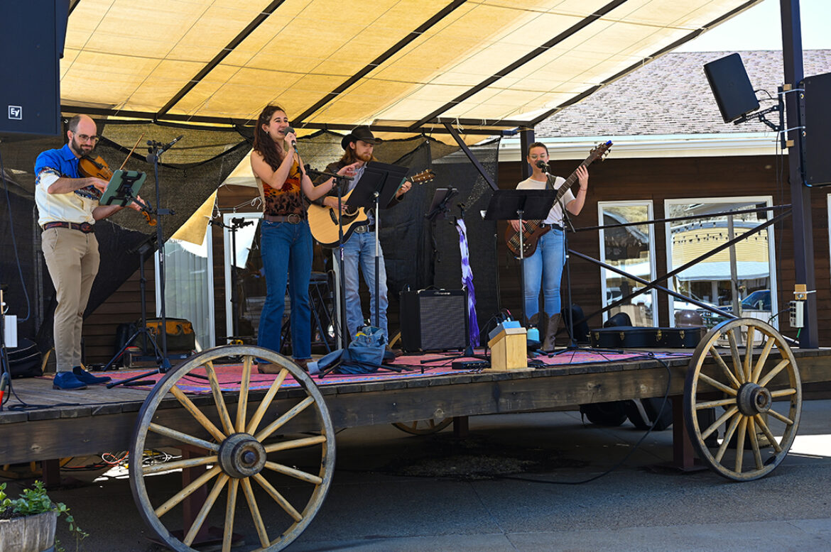Shows & Entertainment | Medora, North Dakota